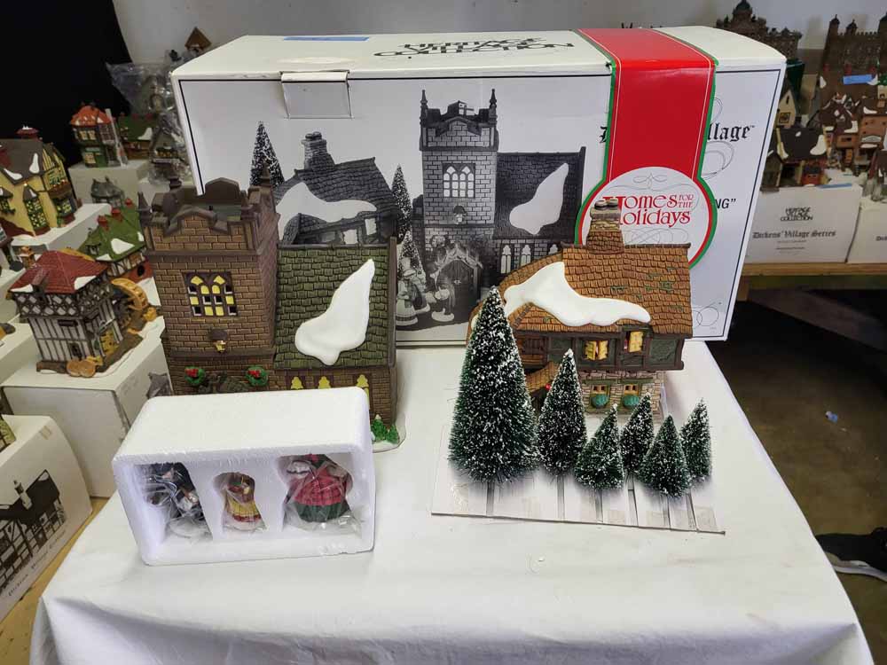 November 1st Christmas Auction - East River Auction Co.